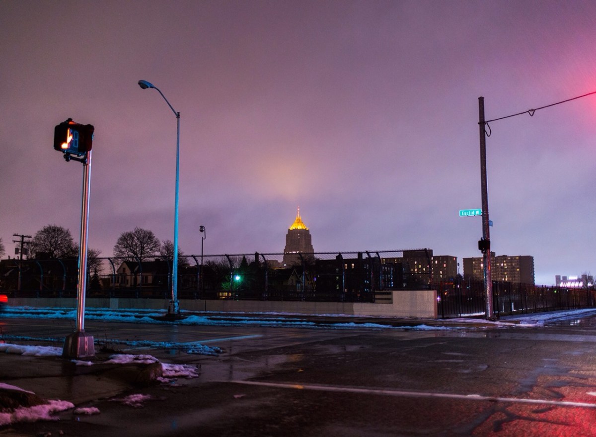 Numbers – Leo Grey